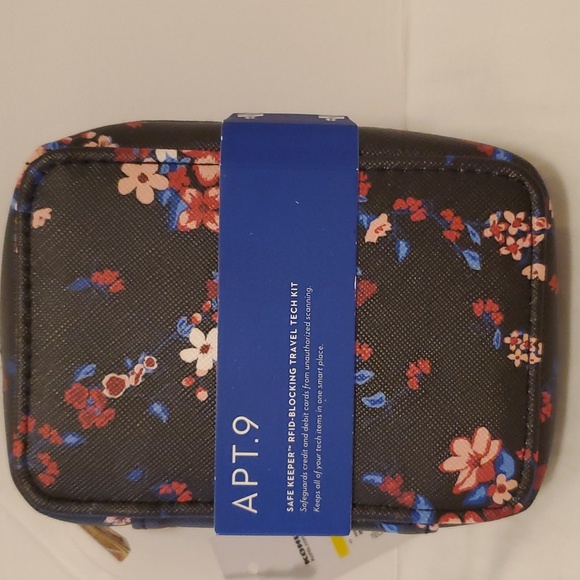 Apt. 9 | Accessories | Safe Keeper Tech Carryall Rfidblocking Tech Kit ...